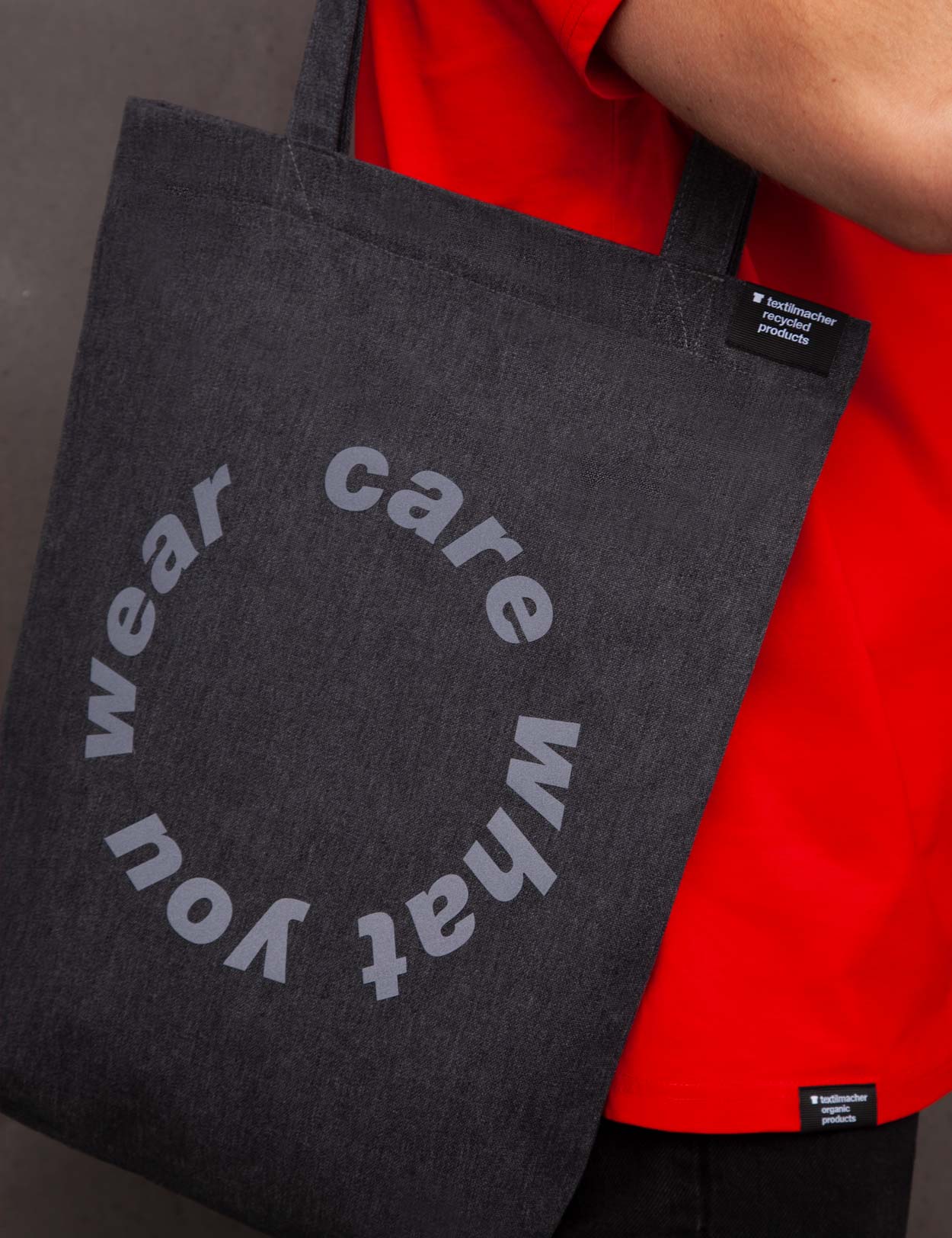 CARE WHAT YOU WEAR-Kollektion | Textilmacher GmbH München - Stickerei ...